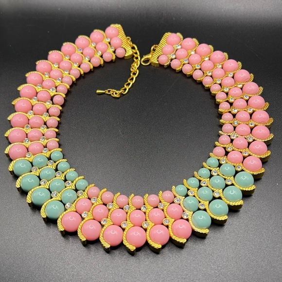 IMAN | Jewelry | Iman Pink And Green Cleopatra Style Necklace | Poshmark